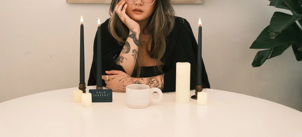 Seattle Psychic: Gold Serpent