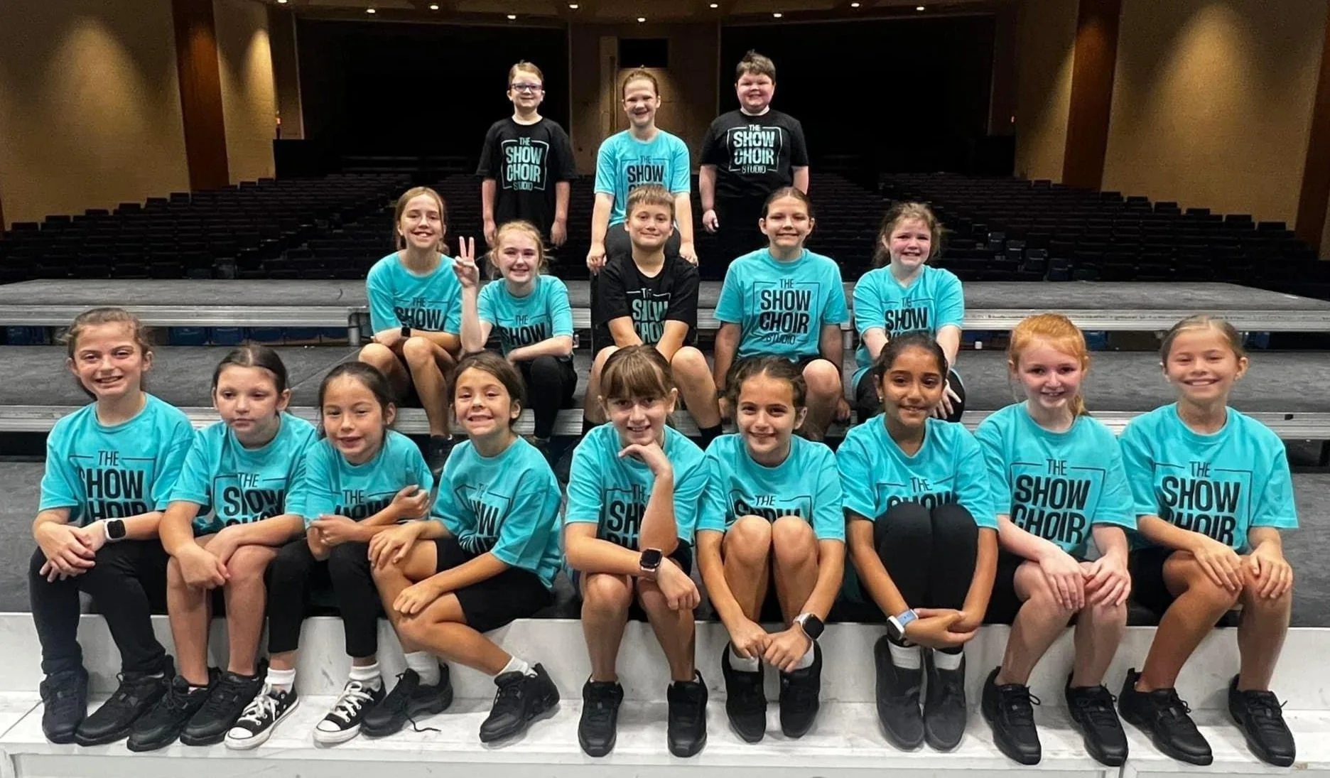 Sound Wave Show Choir — The Show Choir Studio