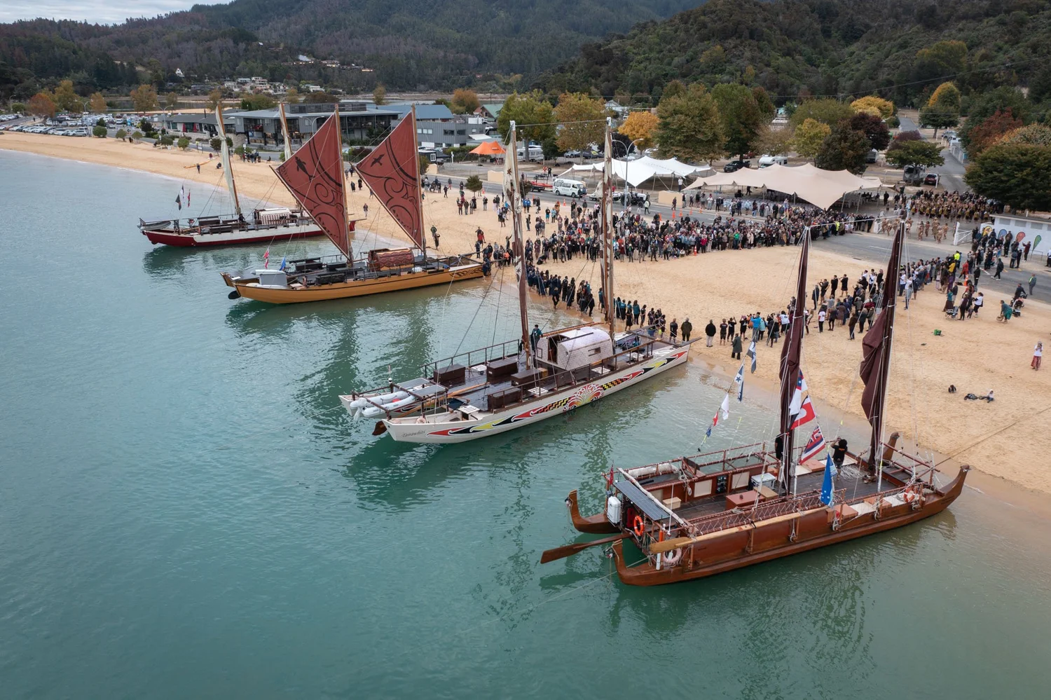 Te Hau Kōmaru National Waka Hourua Festival Opens in Kaiteretere ...