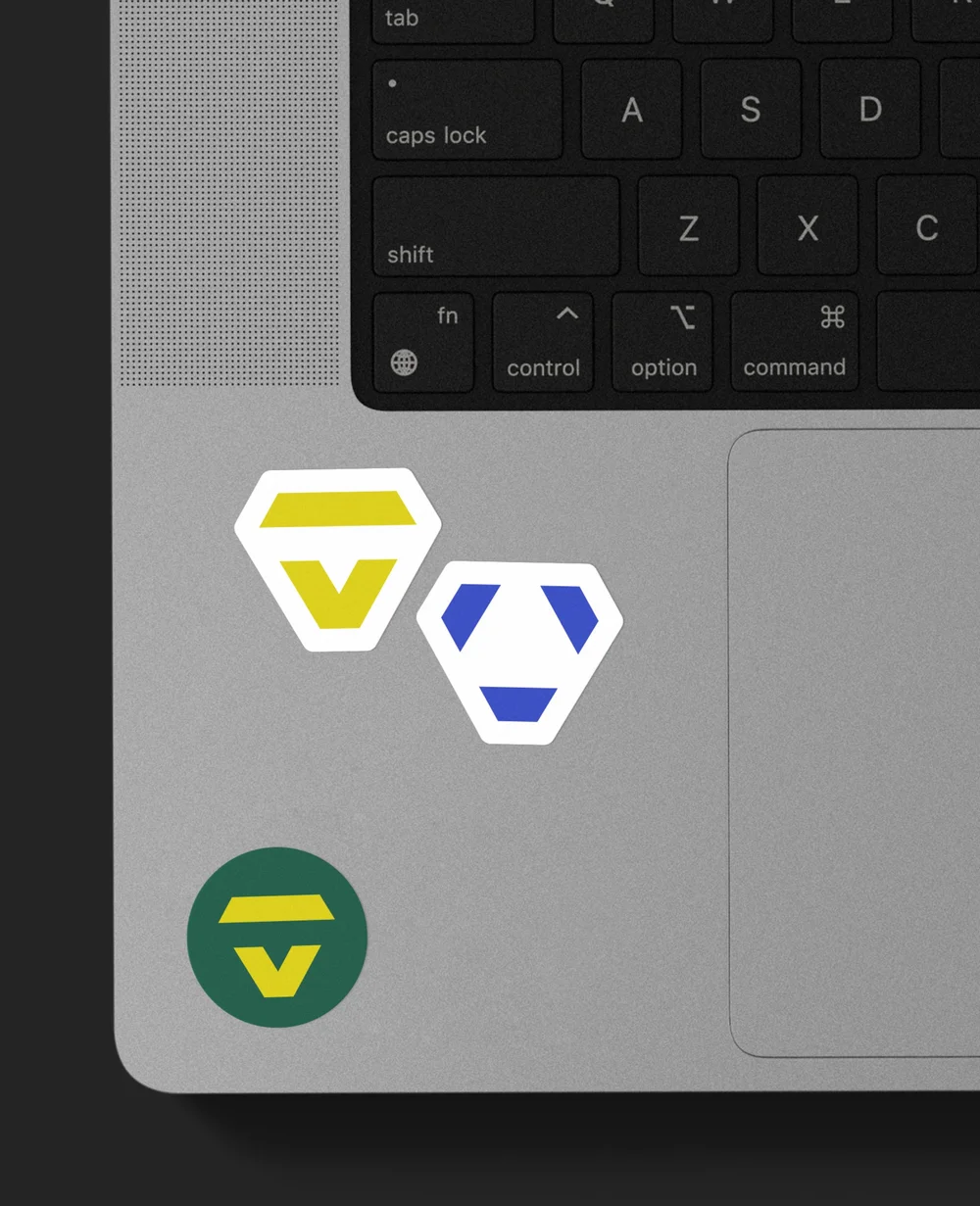 Vartopia — ( Studio ) Julius