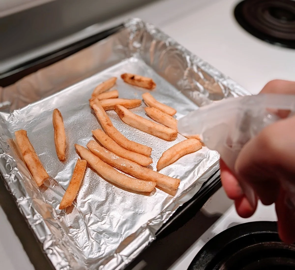 How to Reheat Fries Perfectly with Water - Step-by-Step Guide — One ...