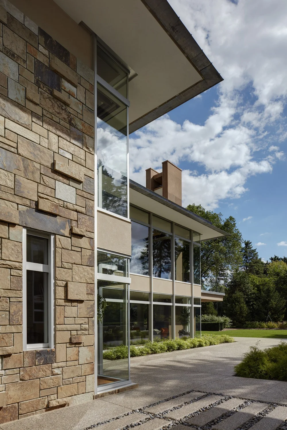 CHARING CROSS RESIDENCE — YOUNG & YOUNG ARCHITECTS