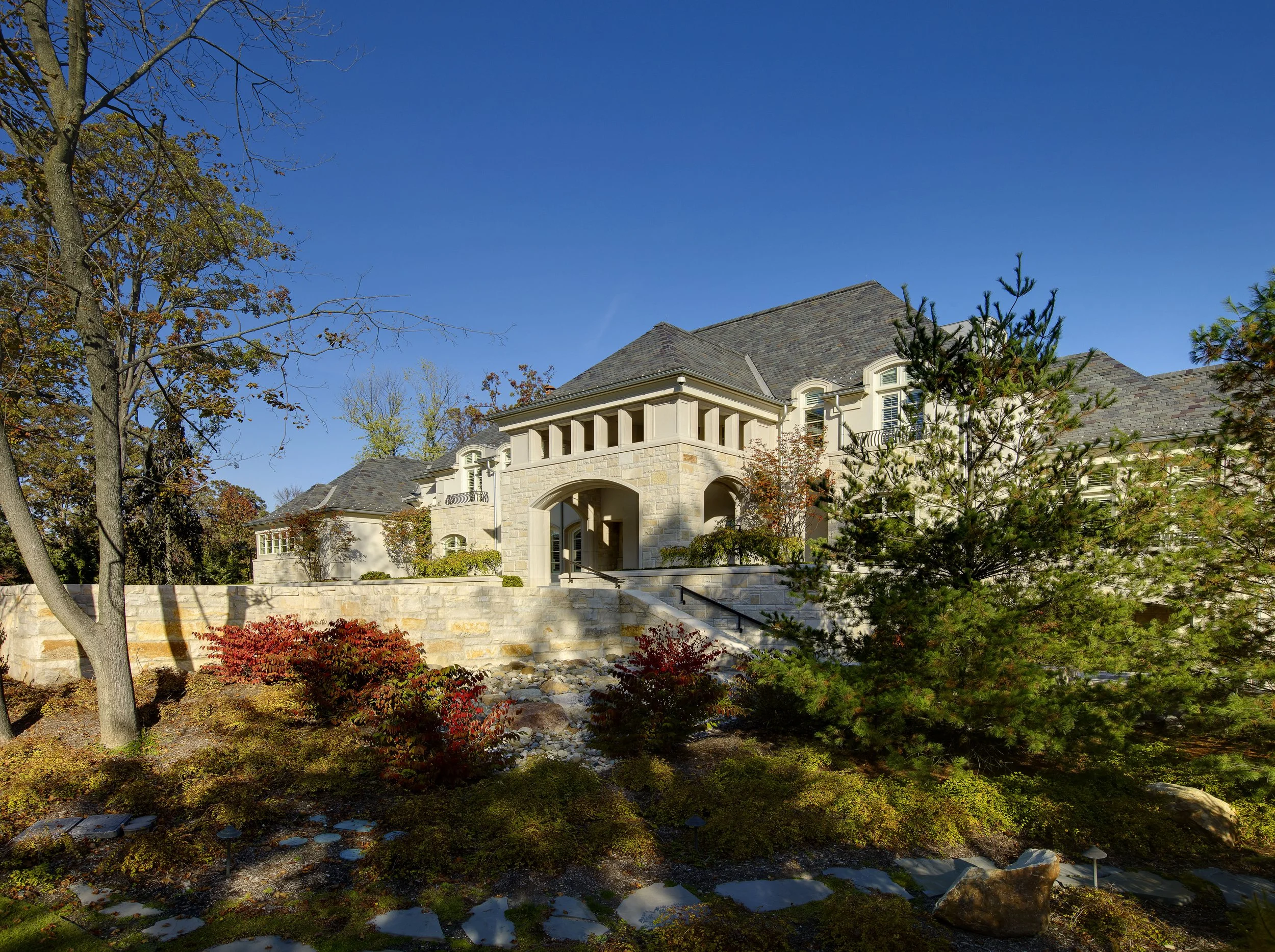 ORCHARD TRAIL RESIDENCE — YOUNG & YOUNG ARCHITECTS