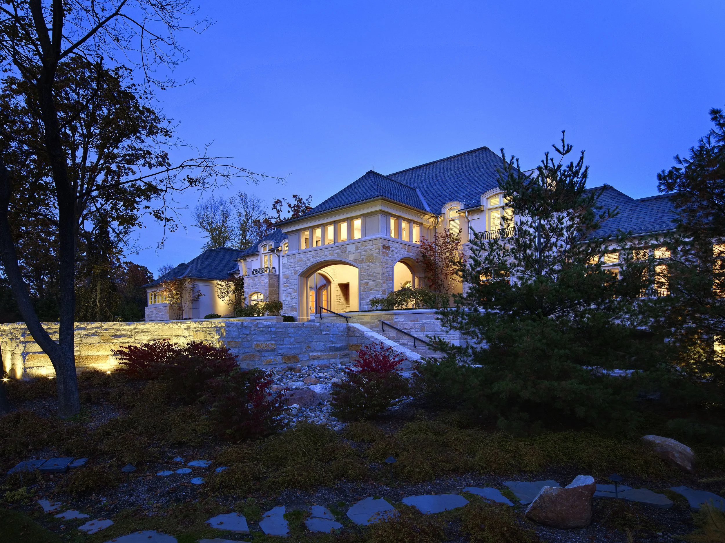 ORCHARD TRAIL RESIDENCE — YOUNG & YOUNG ARCHITECTS