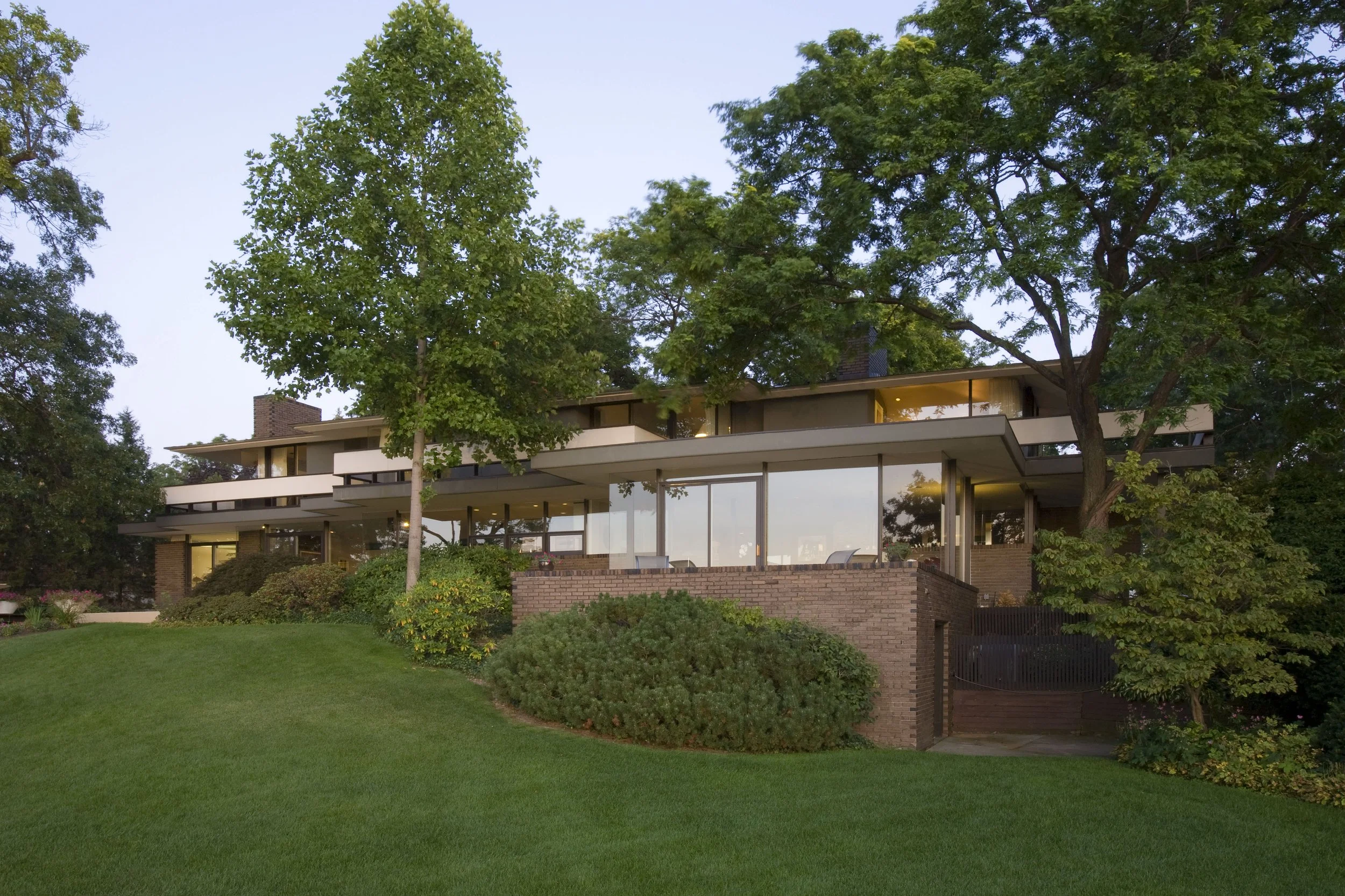 SUMMERS RIDGE RESIDENCE — YOUNG & YOUNG ARCHITECTS