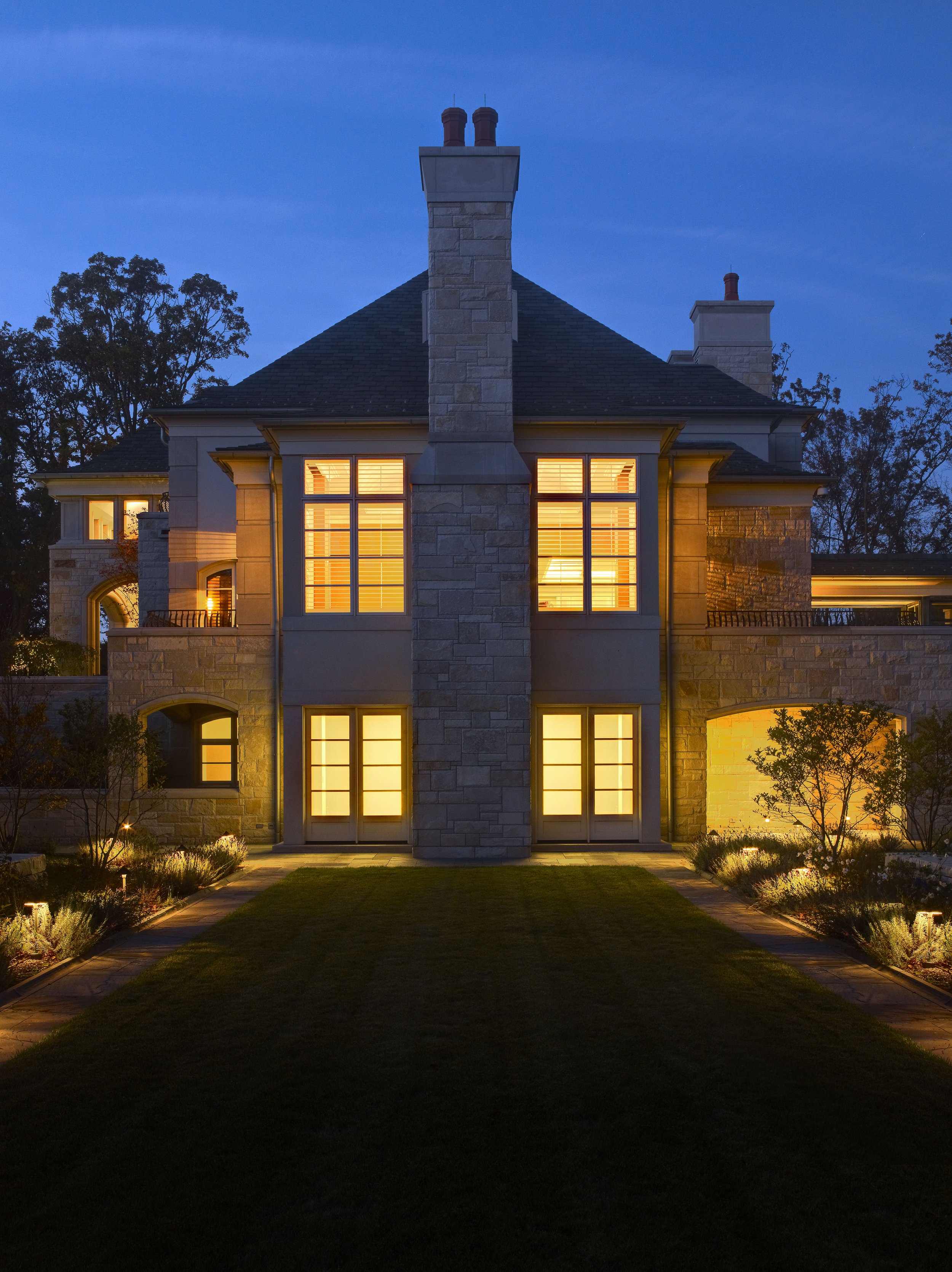 ORCHARD TRAIL RESIDENCE — YOUNG & YOUNG ARCHITECTS