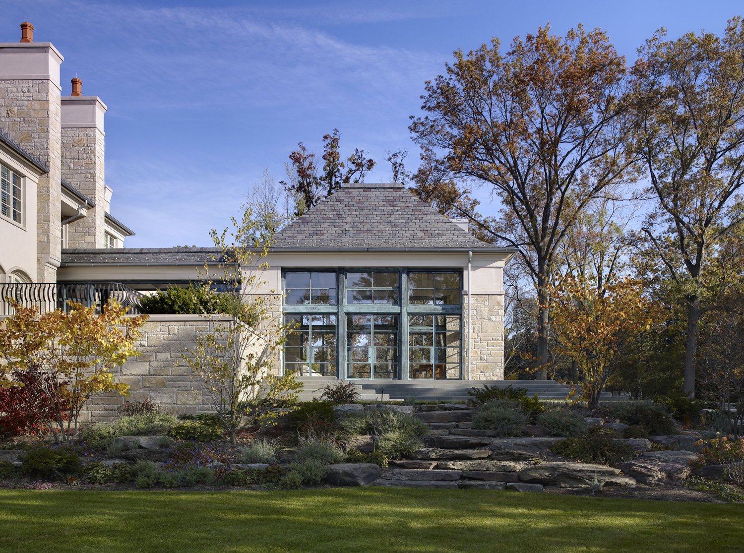 ORCHARD TRAIL RESIDENCE — YOUNG & YOUNG ARCHITECTS