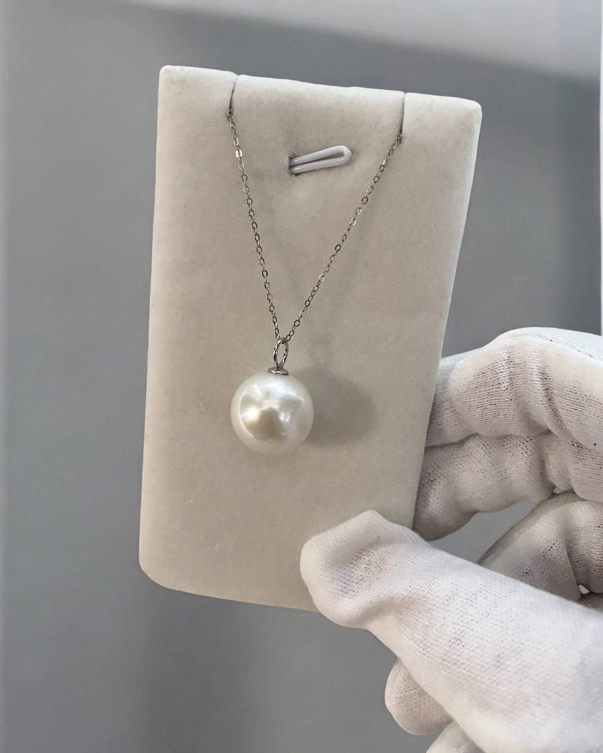 Genuine 10mm Snow White Freshwater Nucleus-Free Pearl Necklace, Silky ...
