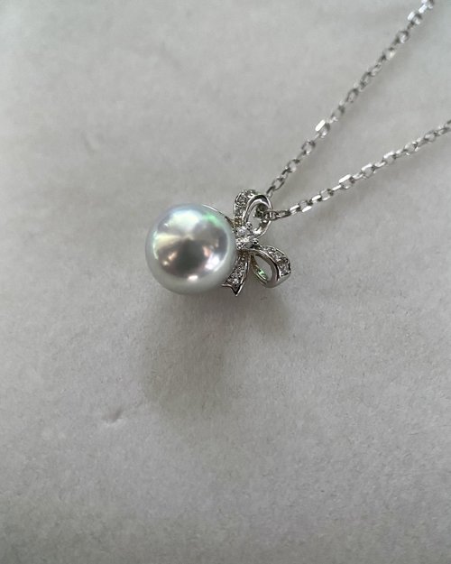 Exquisite 8mm Japanese White Akoya Pearl Earrings, Pearls from Renowned ...