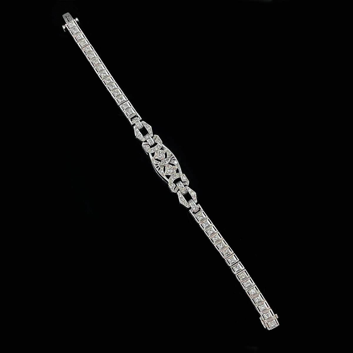 1930's Platinum Diamond Bracelet — Trésor