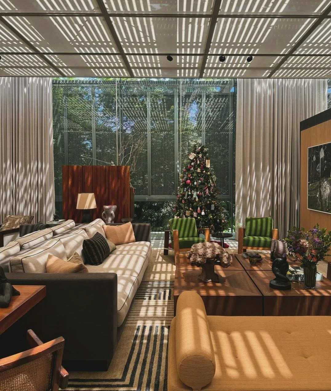 The brave choice — HANS LOREI