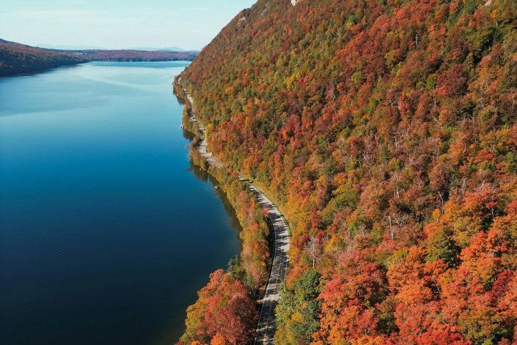 12 Must-See Fall Foliage Spots in New England
