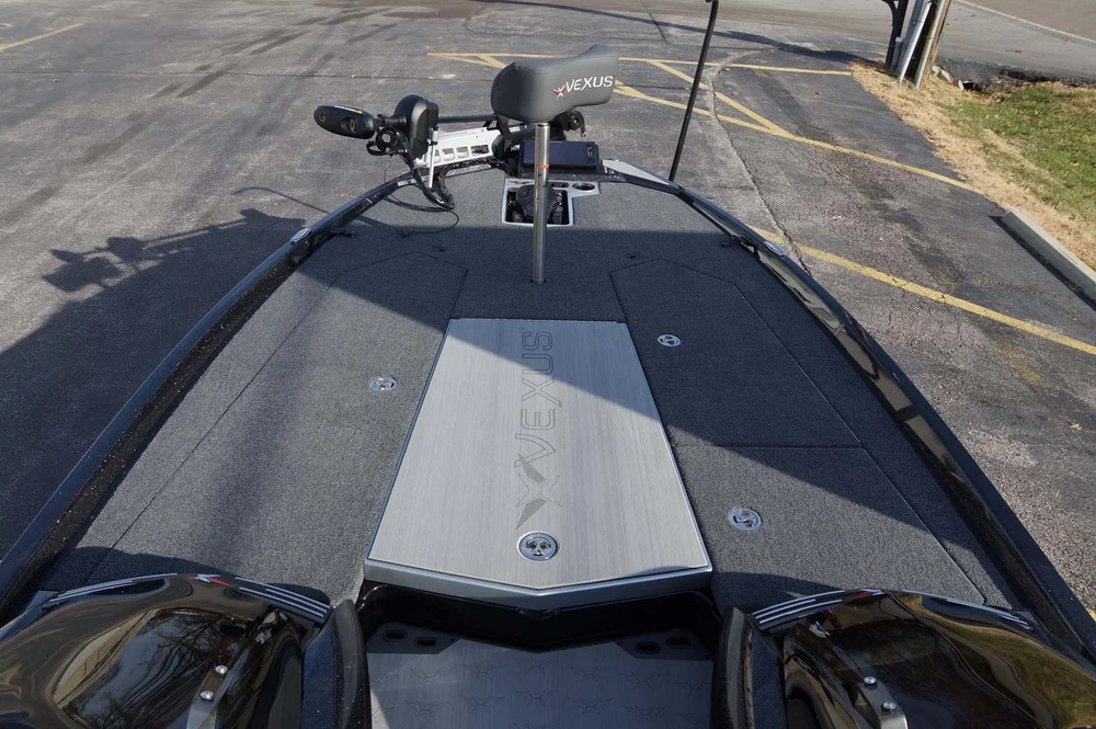 2022 Vexus VX21 w/ Mercury 250 Pro XS FourStroke & Trailer — VC Marine