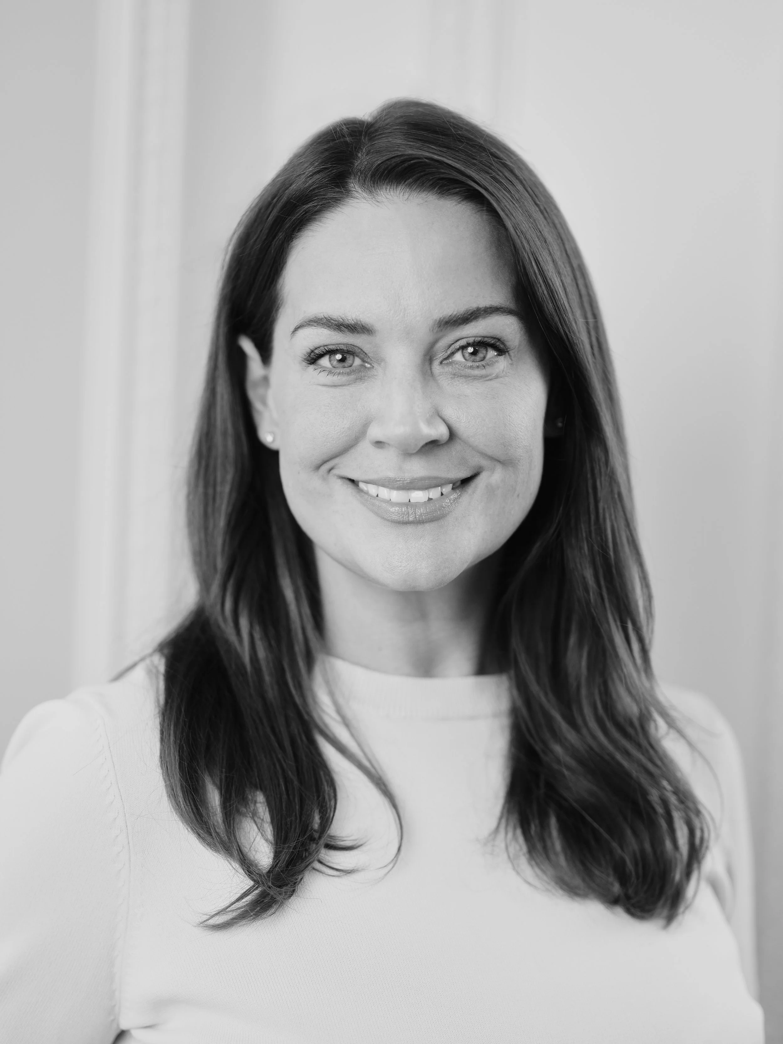 Meet the Team - Exclusive Dating - Bowes-Lyon Partnership