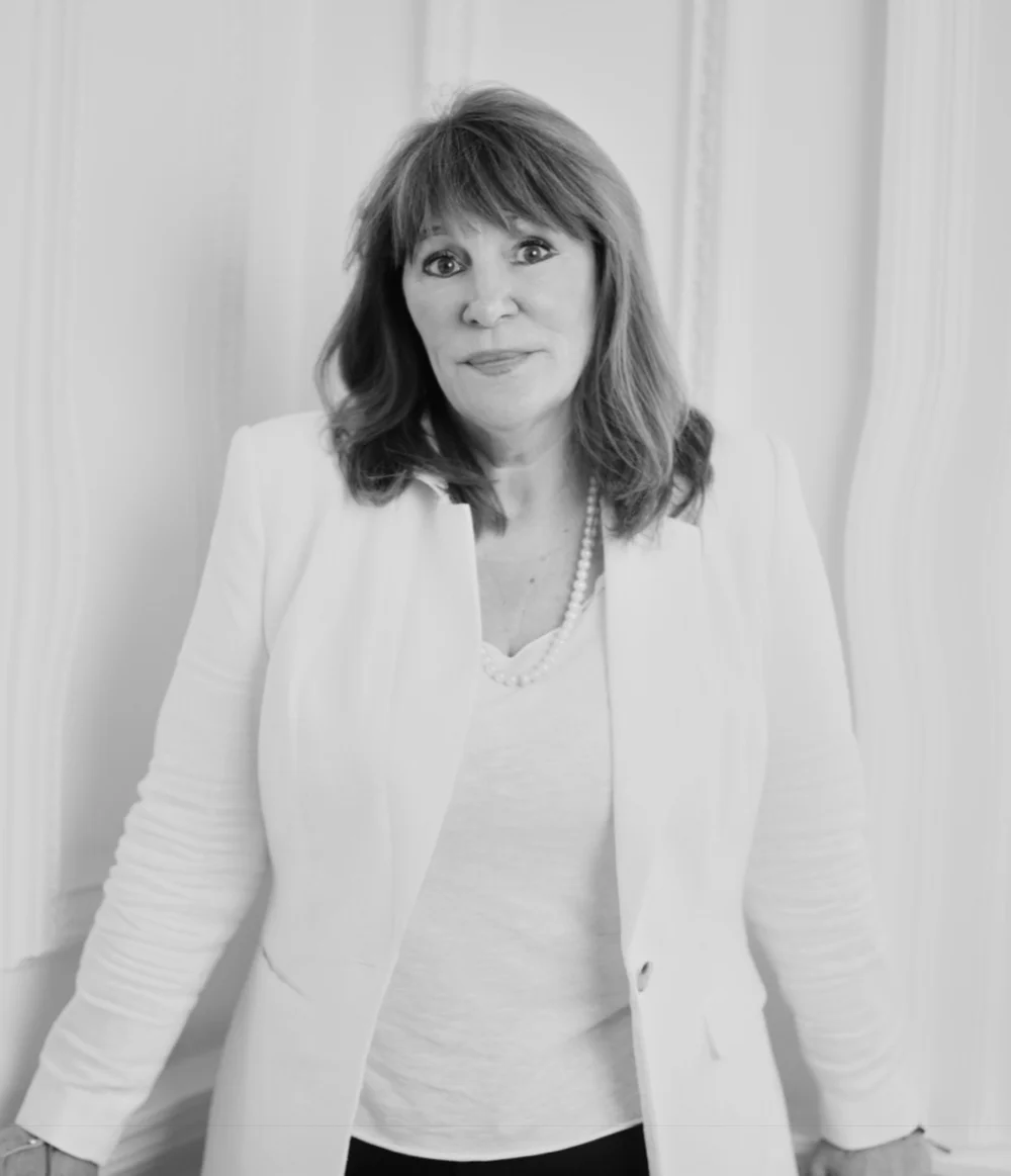 Meet the Team - Exclusive Dating - Bowes-Lyon Partnership