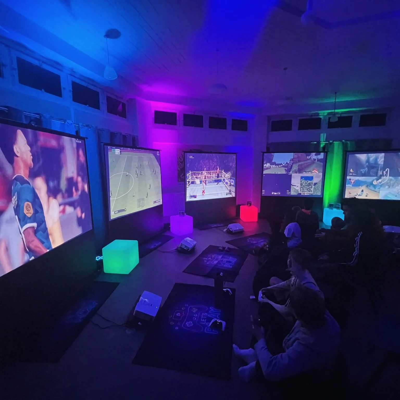 Gaming Party London | Kids Party Entertainment London | Door2Door Gaming