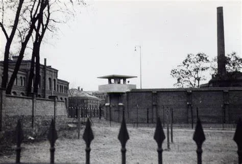 Spandau — Germany Awake!