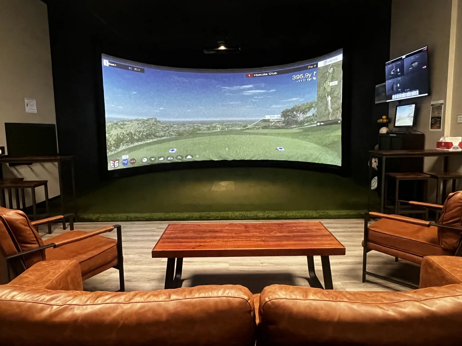 Book Golf — iSwing Indoor Golf