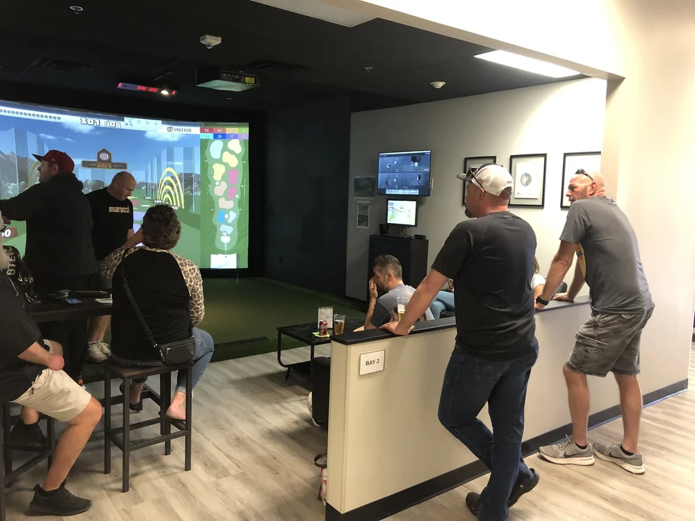 Book Golf — iSwing Indoor Golf