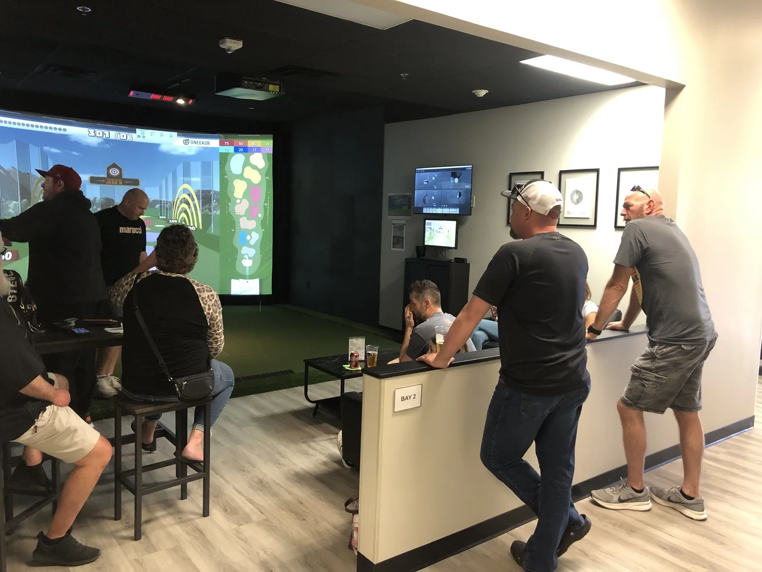 Book Golf — iSwing Indoor Golf