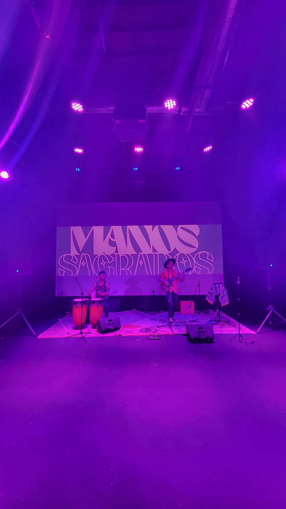 Contact Us — Manos Sagrados