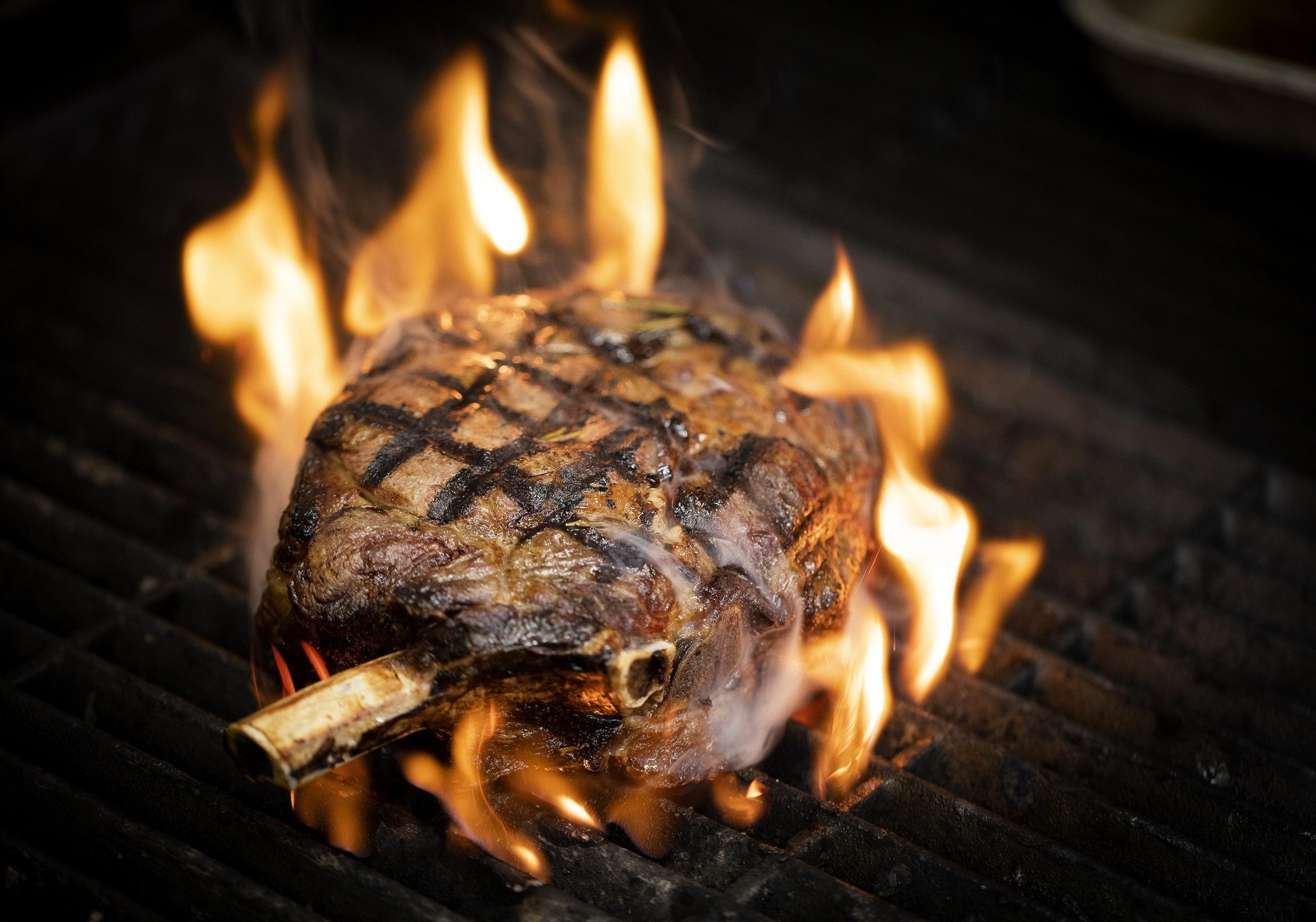 London Bridge Steak Restaurant & Wine Bar — Vivat Bacchus