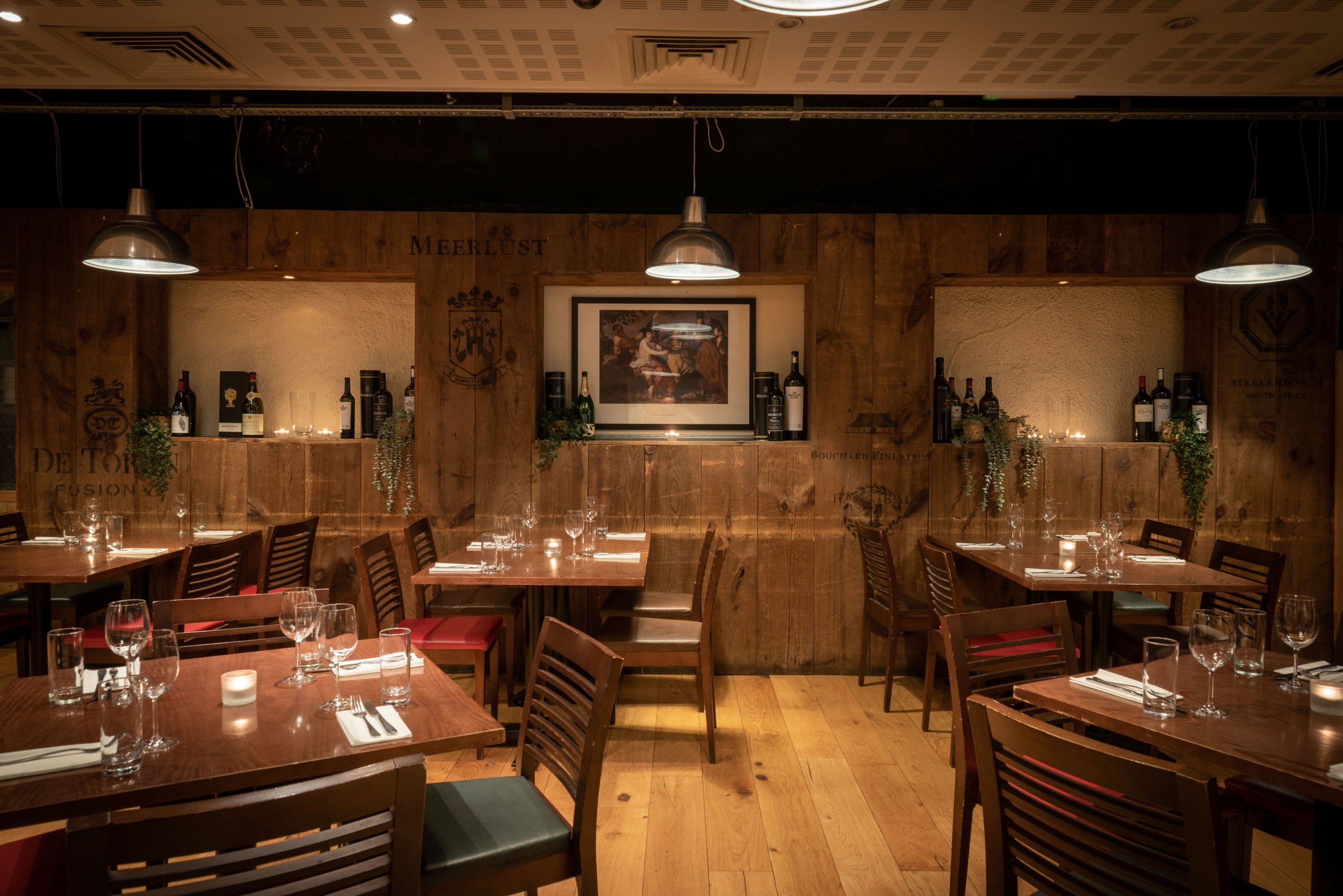 London Bridge South African Restaurant & Wine Bar | Vivat Bacchus