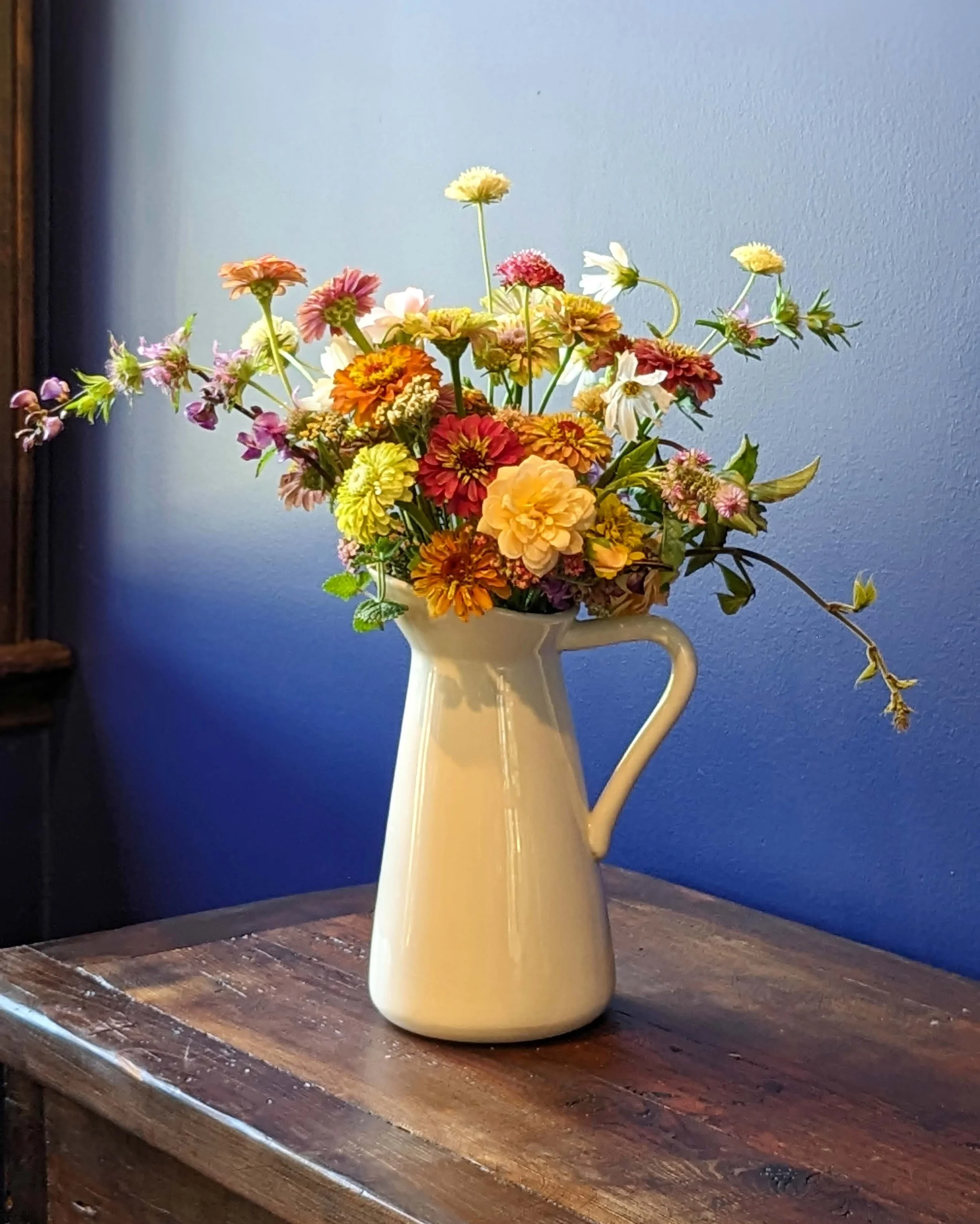 Henly House Flowers | Dripping Springs Fresh Cut Flower Garden