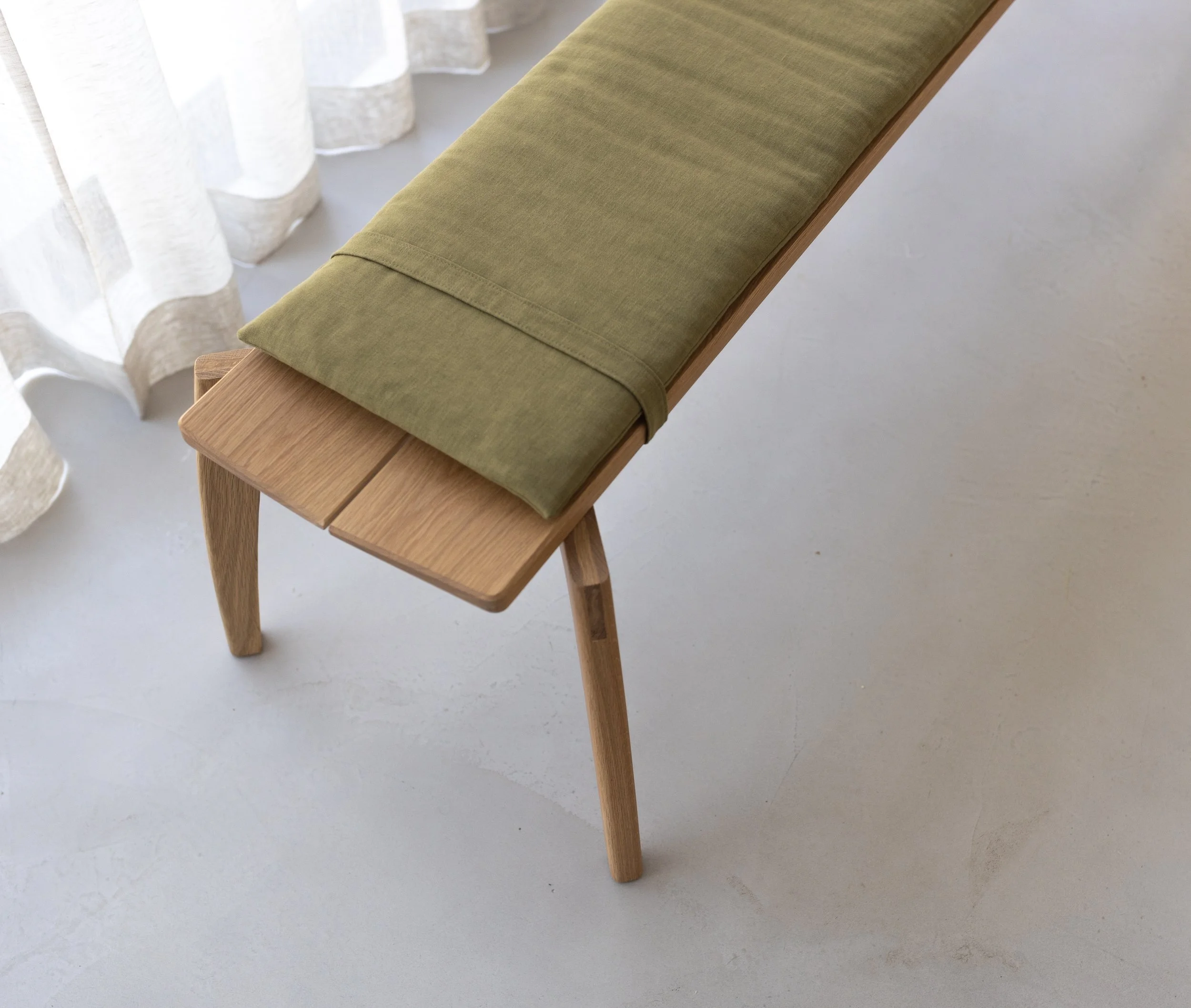 Willow Bench — Toby & Co