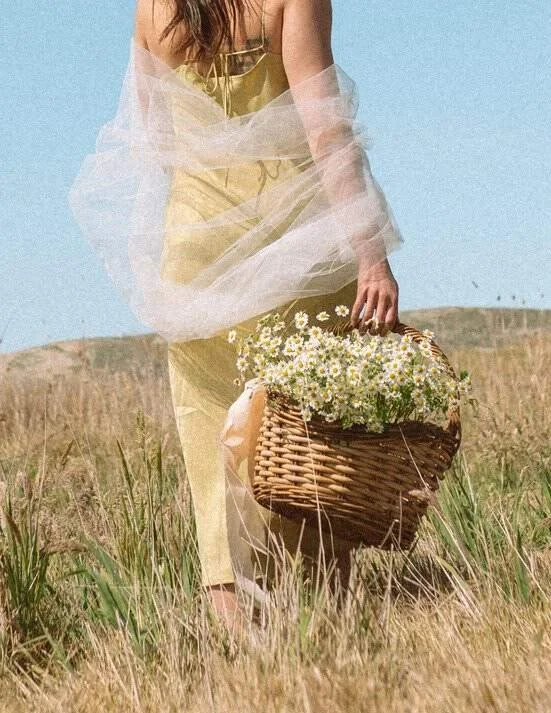 Our Story: Memorable Floral Design | April & Fritz — April & Fritz