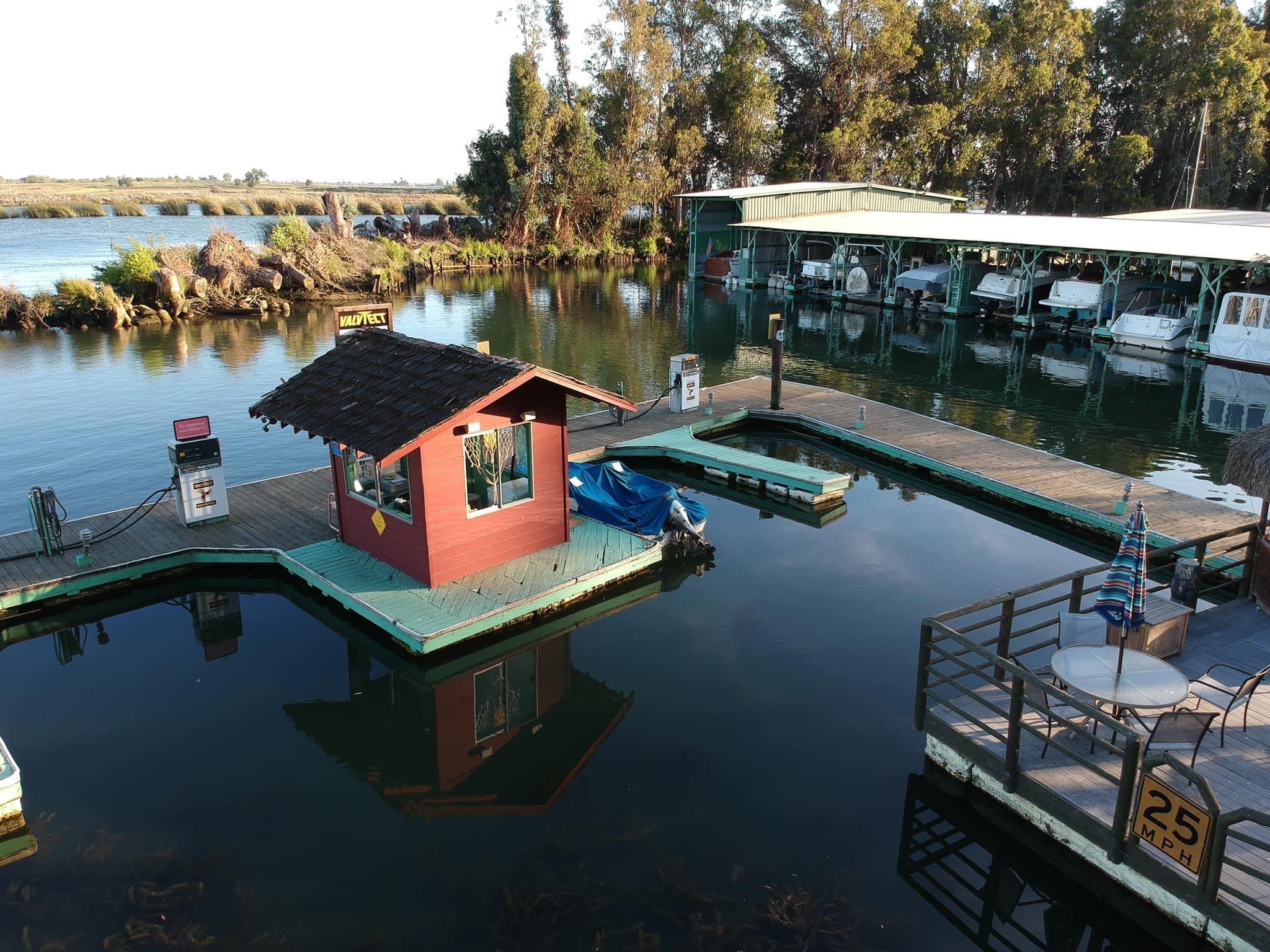 California Delta Boating — Korth's Pirates Lair Marina