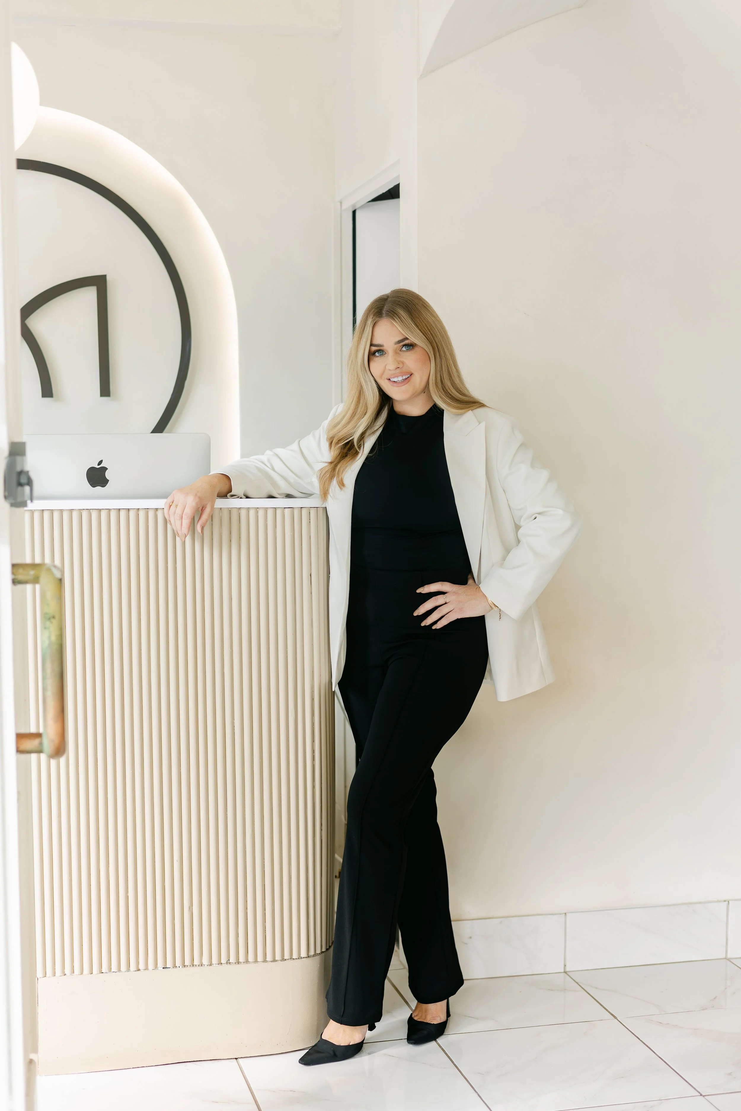 THE MELROSE CLINIC | Experience Natural Beauty