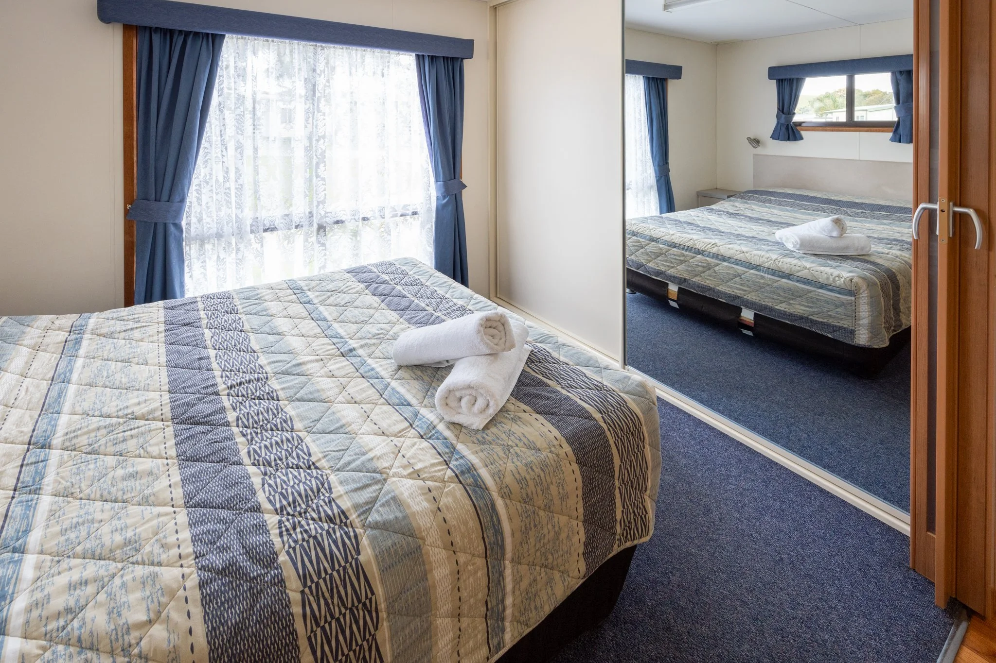 Deluxe Cabins — Beachside Holiday Park