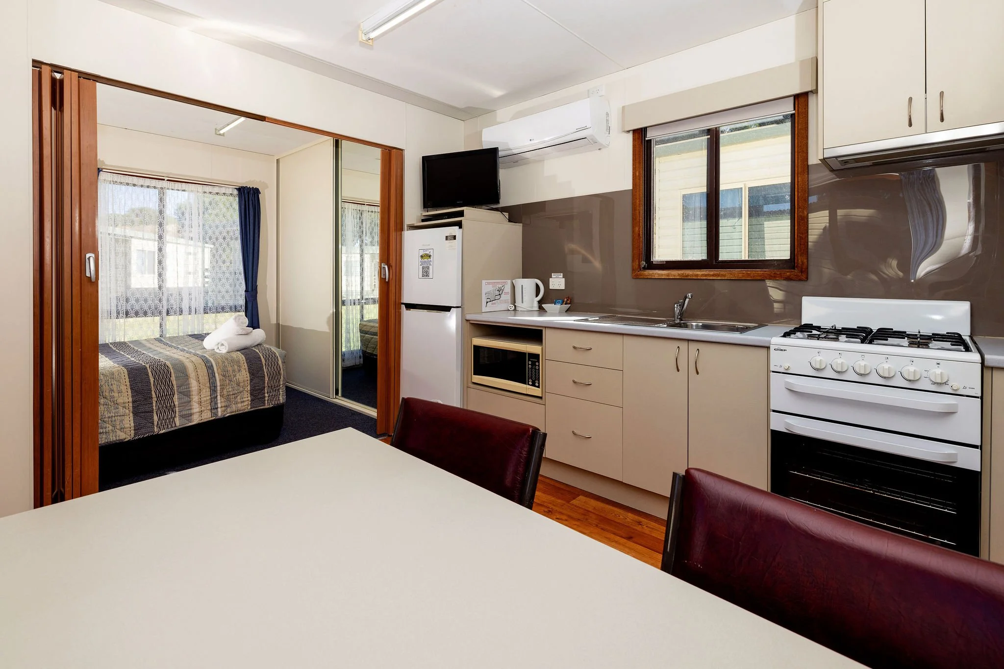 Deluxe Cabins — Beachside Holiday Park