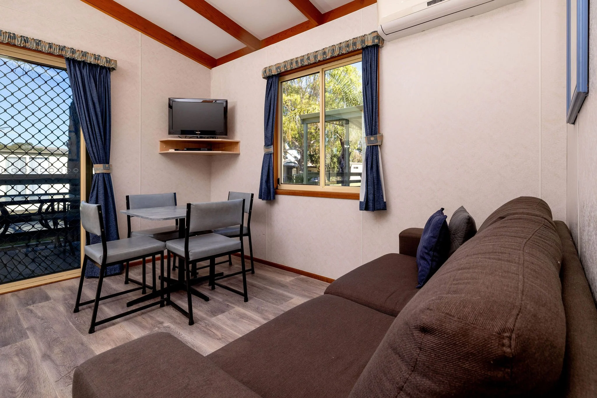 Spa Cabin 2 Berth — Beachside Holiday Park