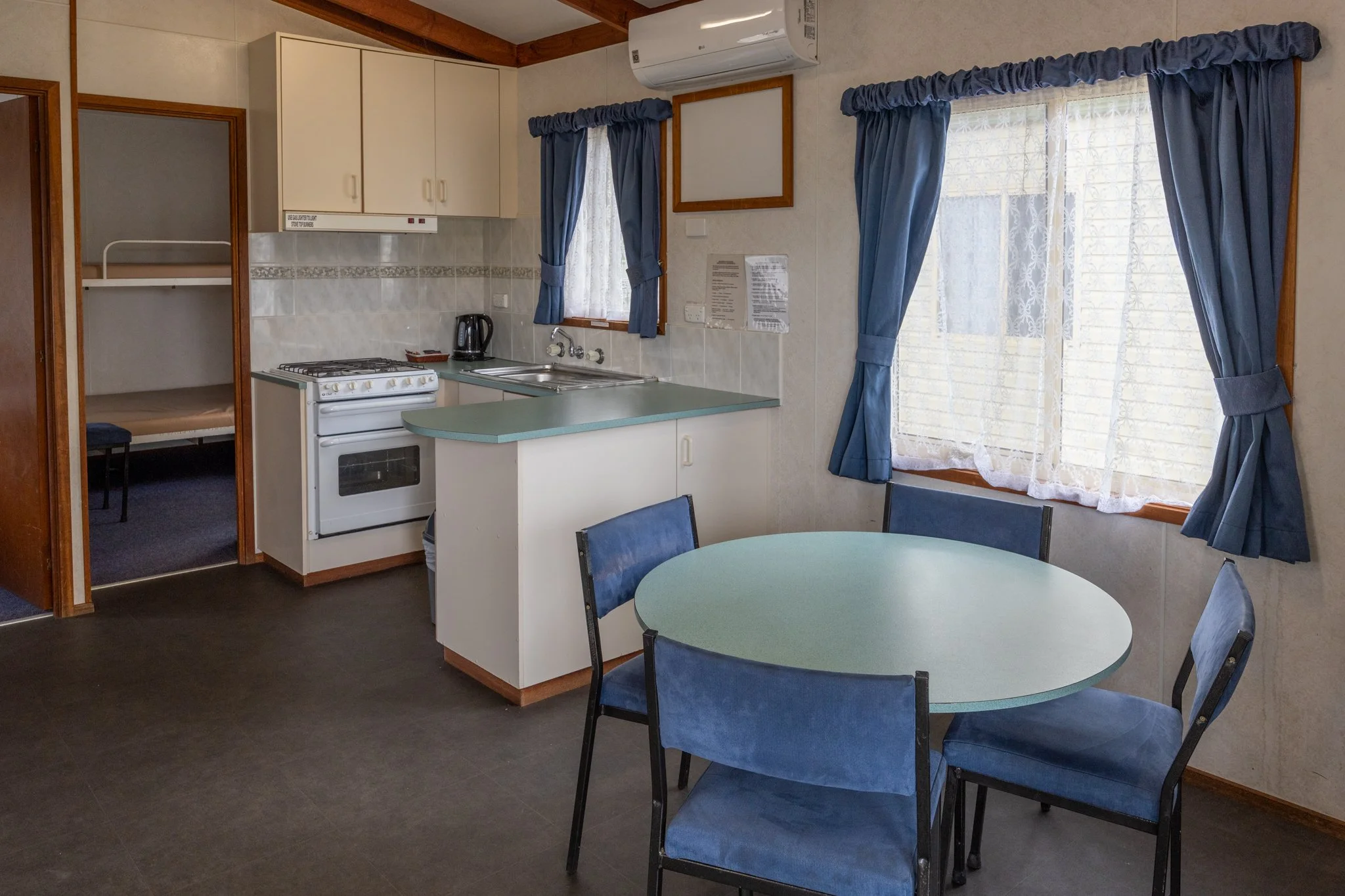 Family Cabin 5 Berth — Beachside Holiday Park