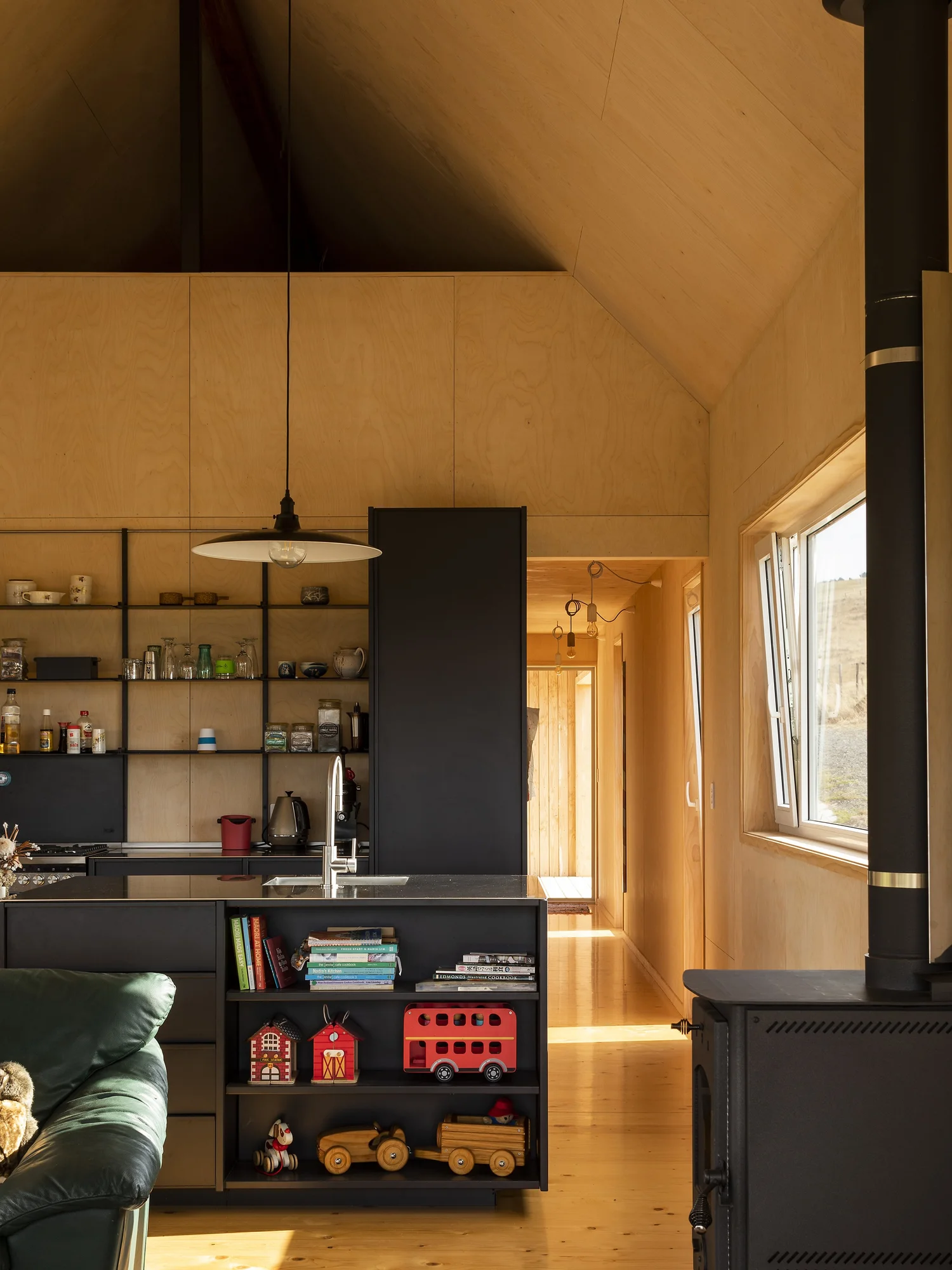 Karangahake House — MAKE Architects
