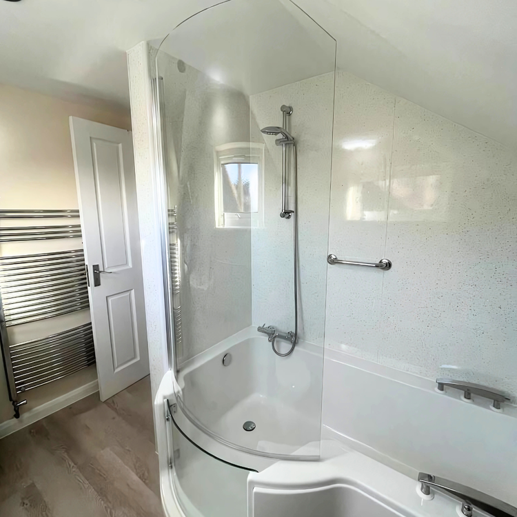 Shower Screens For Baths | Made To Measure | 360 GSS