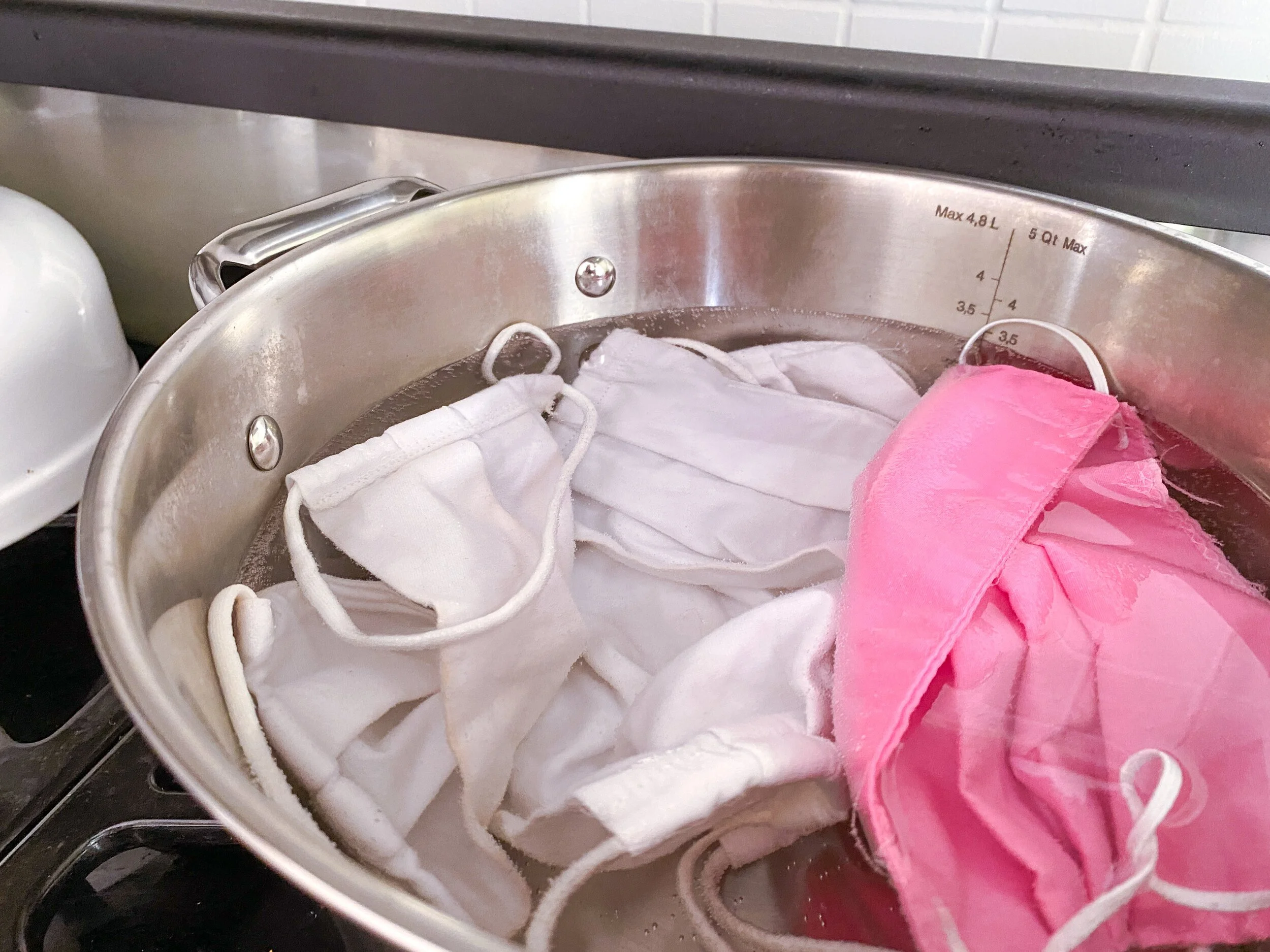 How To DIY Naturally Dyed Fabric! — The Sorry Girls