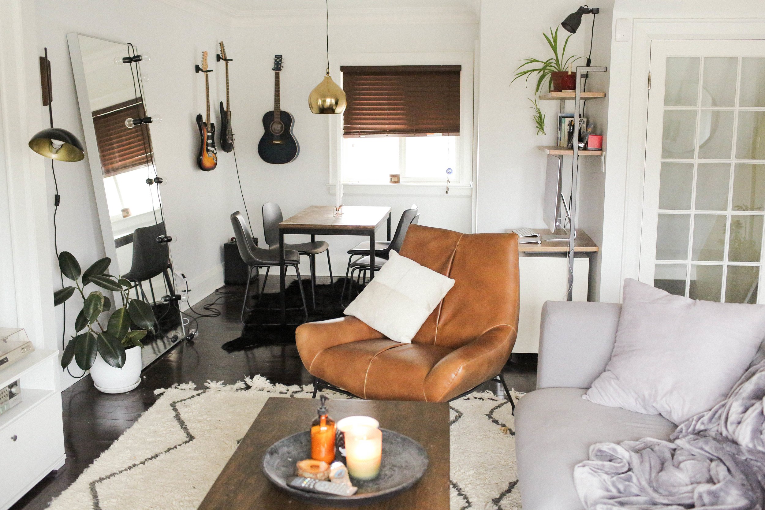 BECKY'S HOUSE TOUR — The Sorry Girls