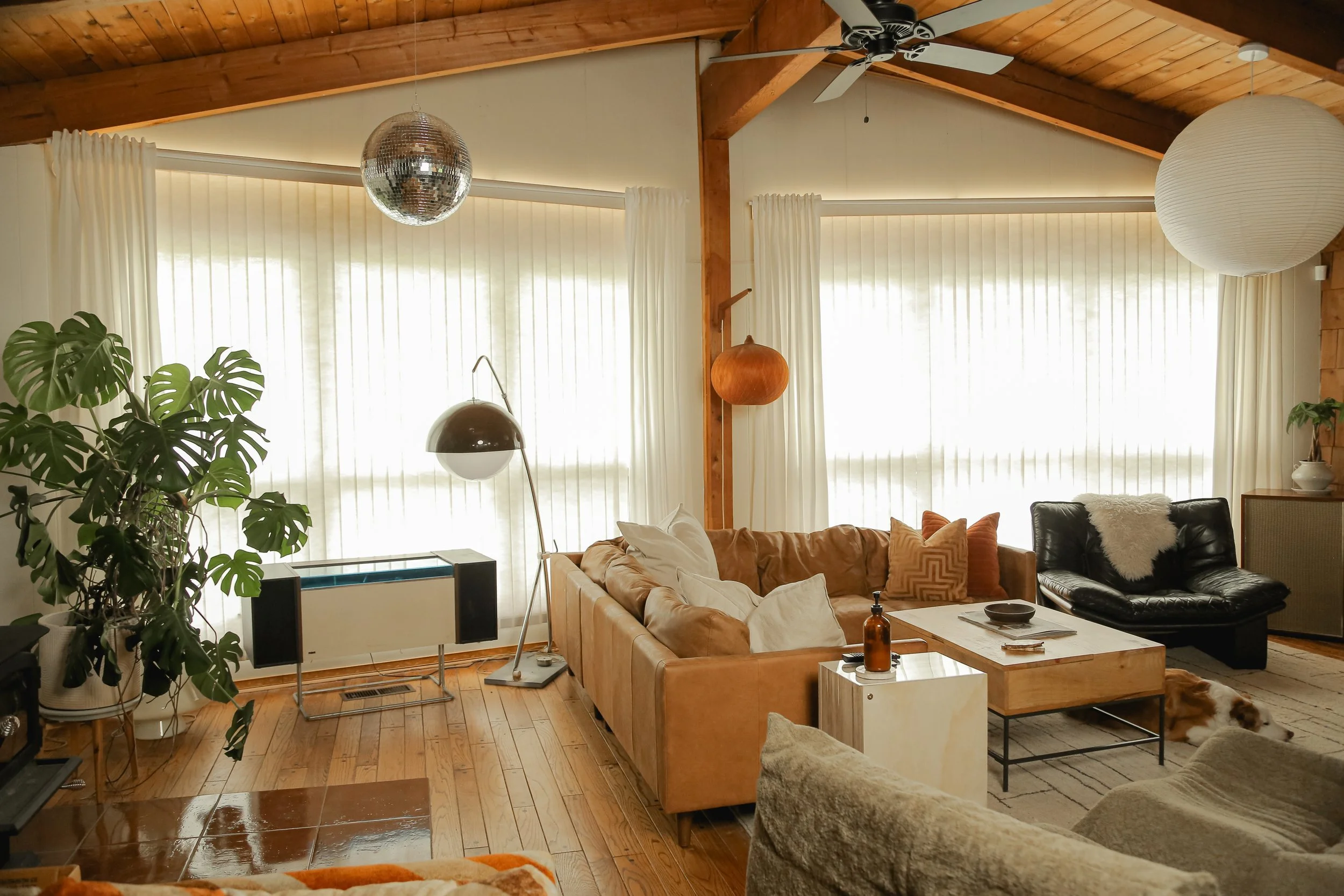 How To Make Vertical Blinds Look Cute In 4 Steps — The Sorry Girls