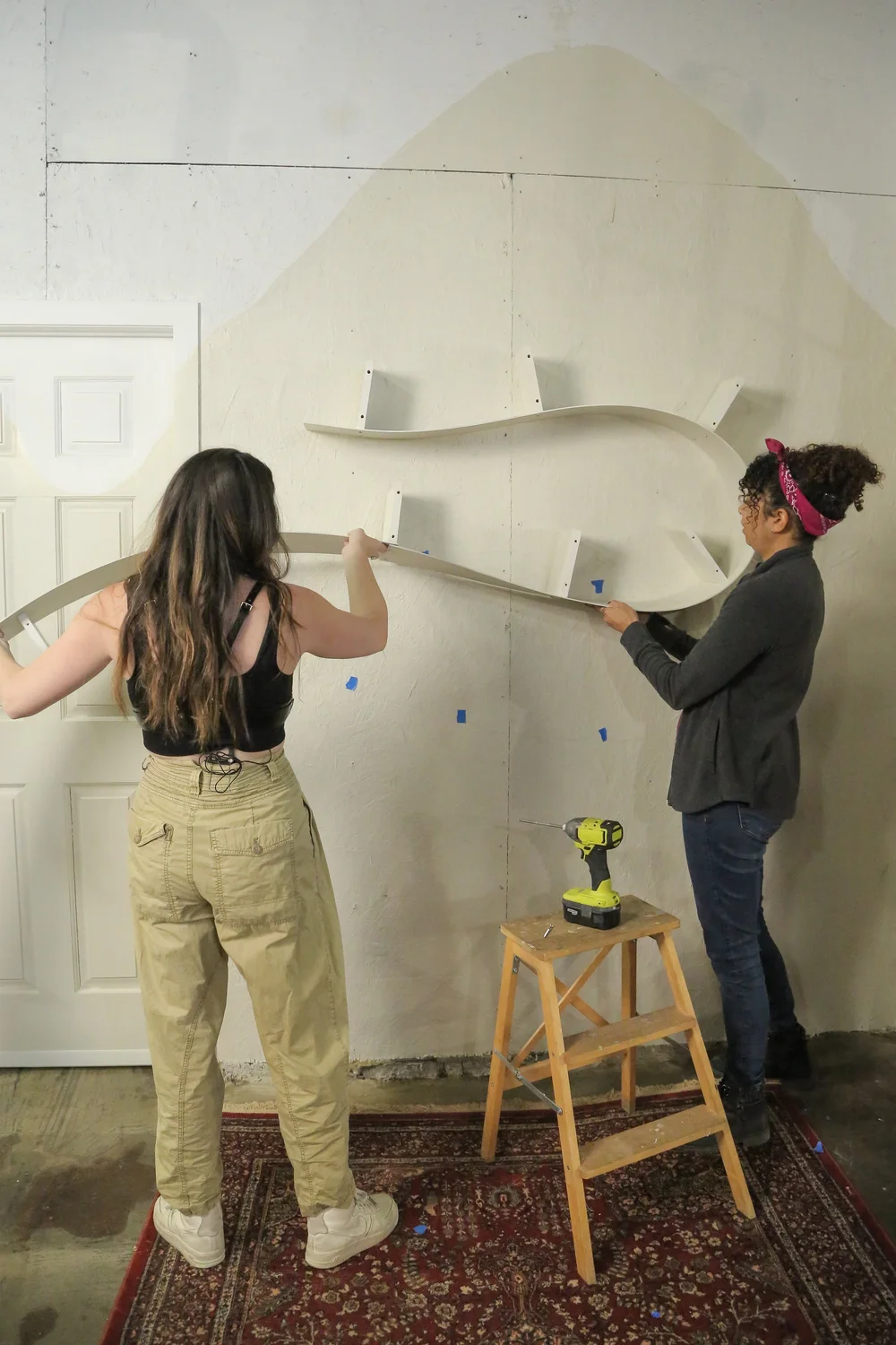 How To DIY The Kartell Bookworm Shelf — The Sorry Girls