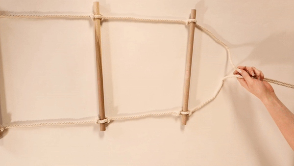 EASY & AFFORDABLE HOME DECOR DIY : Hanging Ladder Decor Display — The ...