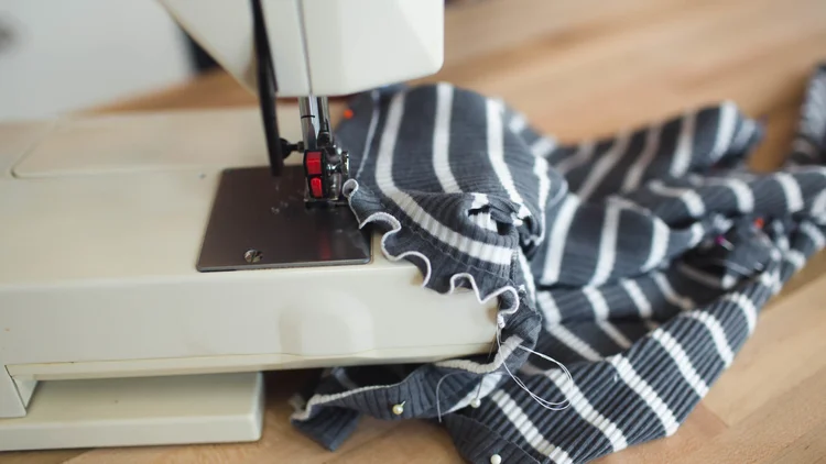 DIY TIGHT OFF THE SHOULDER TOP — The Sorry Girls