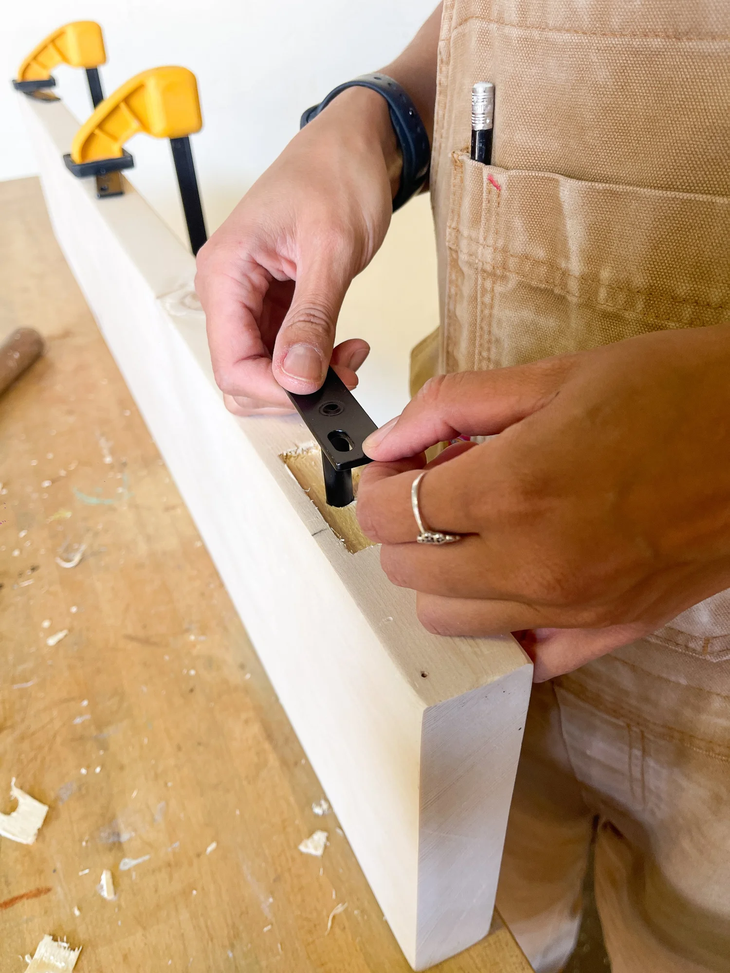 3 easy & Affordable Ways To DIY Floating Shelves — The Sorry Girls