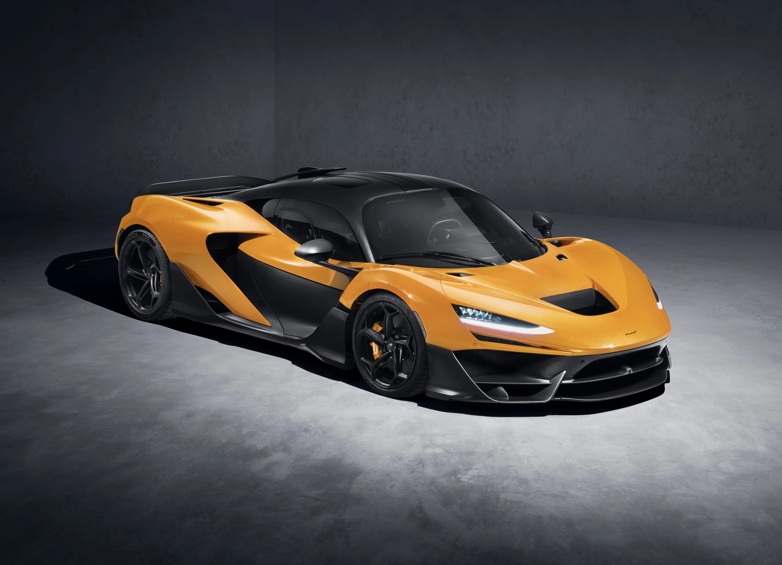 McLaren W1: The Ultimate Hybrid Supercar from McLaren’s Prestigious ...