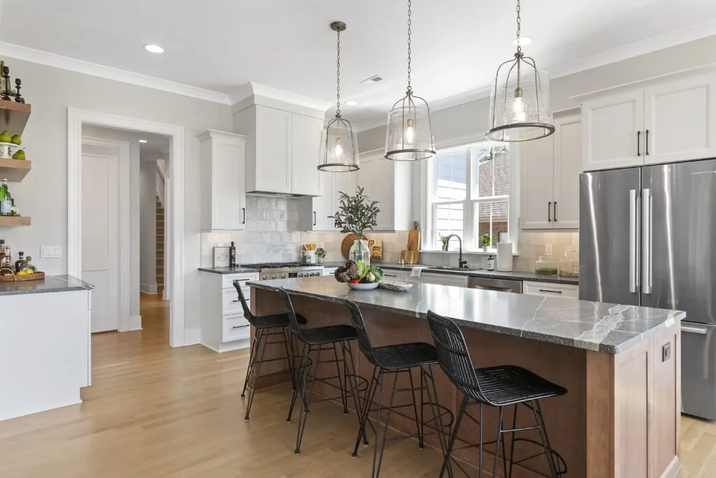 KITCHENS — CLASSIC CABINET DESIGNS