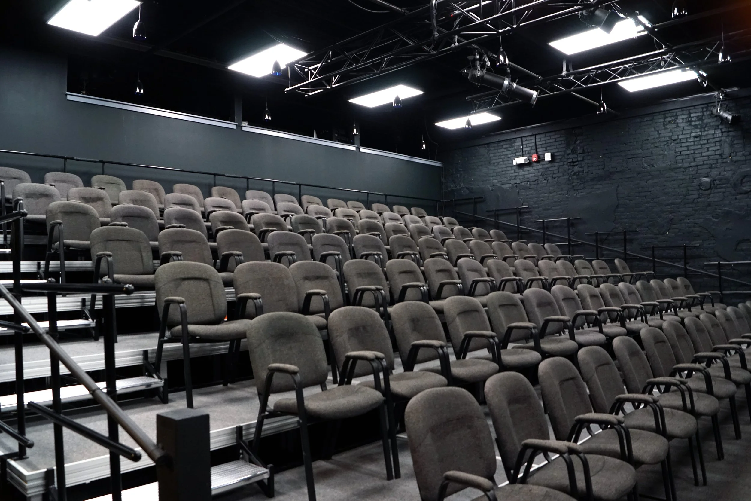 Road Less Traveled Theater — Road Less Traveled Productions