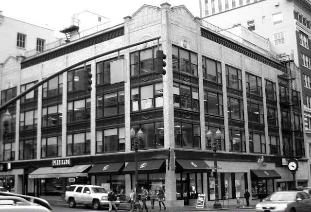 Fred Meyer's 'Mistake' Earning Acclaim — Architectural Heritage Center