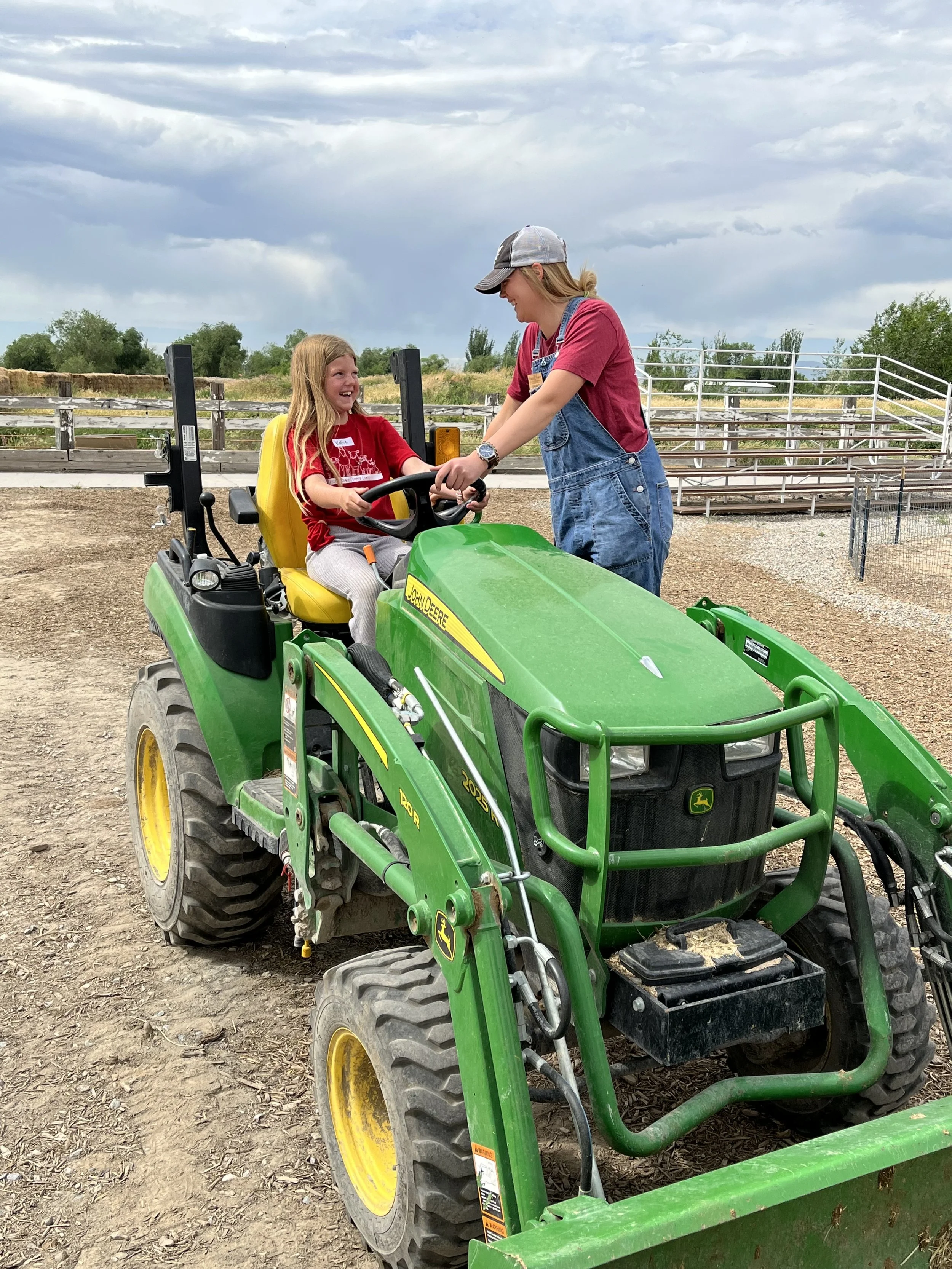 → Summer Camps — Cross E Ranch